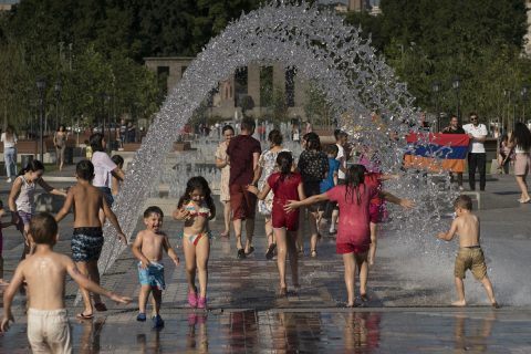 Հայտնի է՝ երբ կնշվի Վարդավառը | Yerevan Today